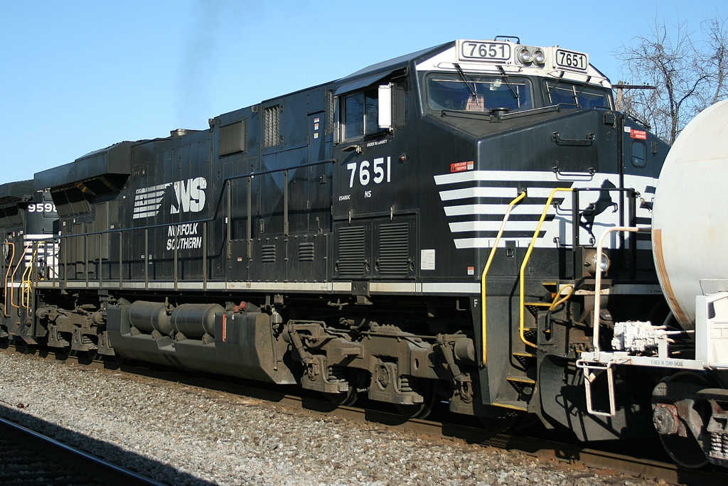 NS 7651